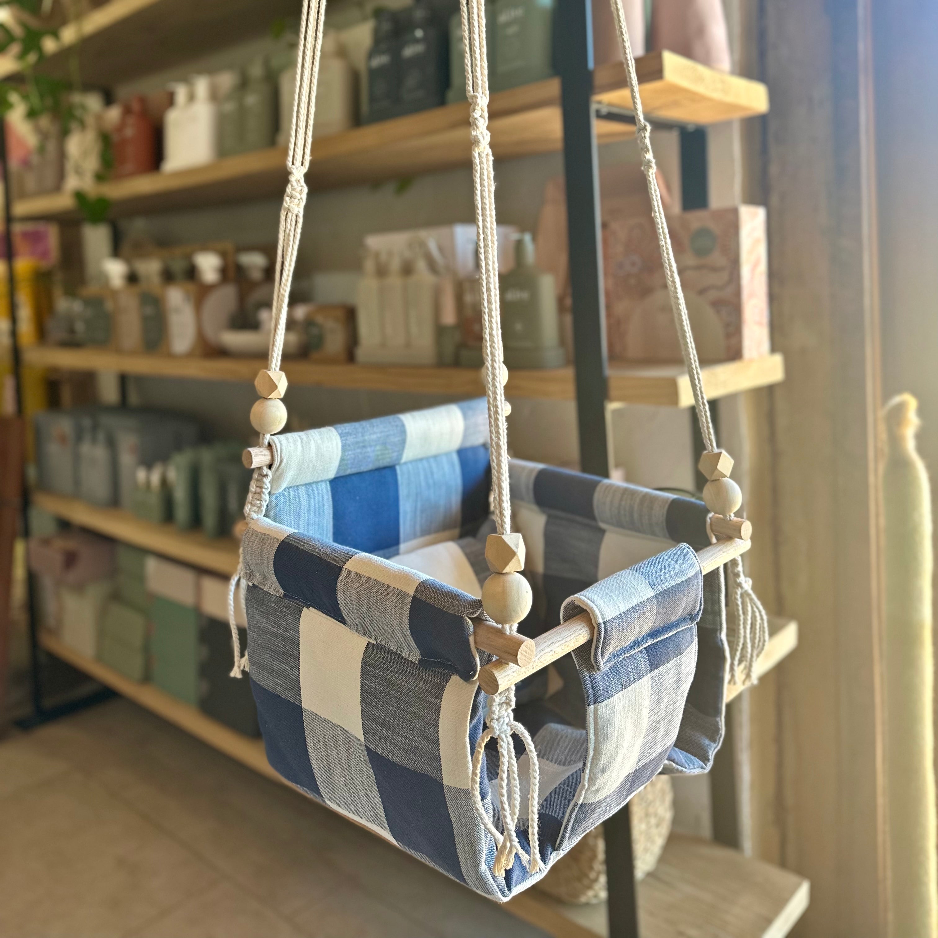 Baby Swing – Fetch